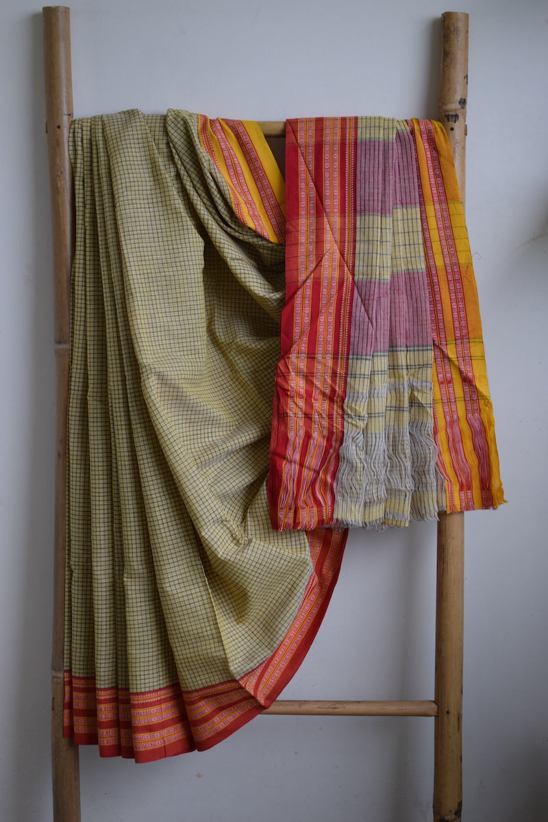 Yellow Pattada Anchu Cotton Saree with Gomedadi Border – UTPALADesigns