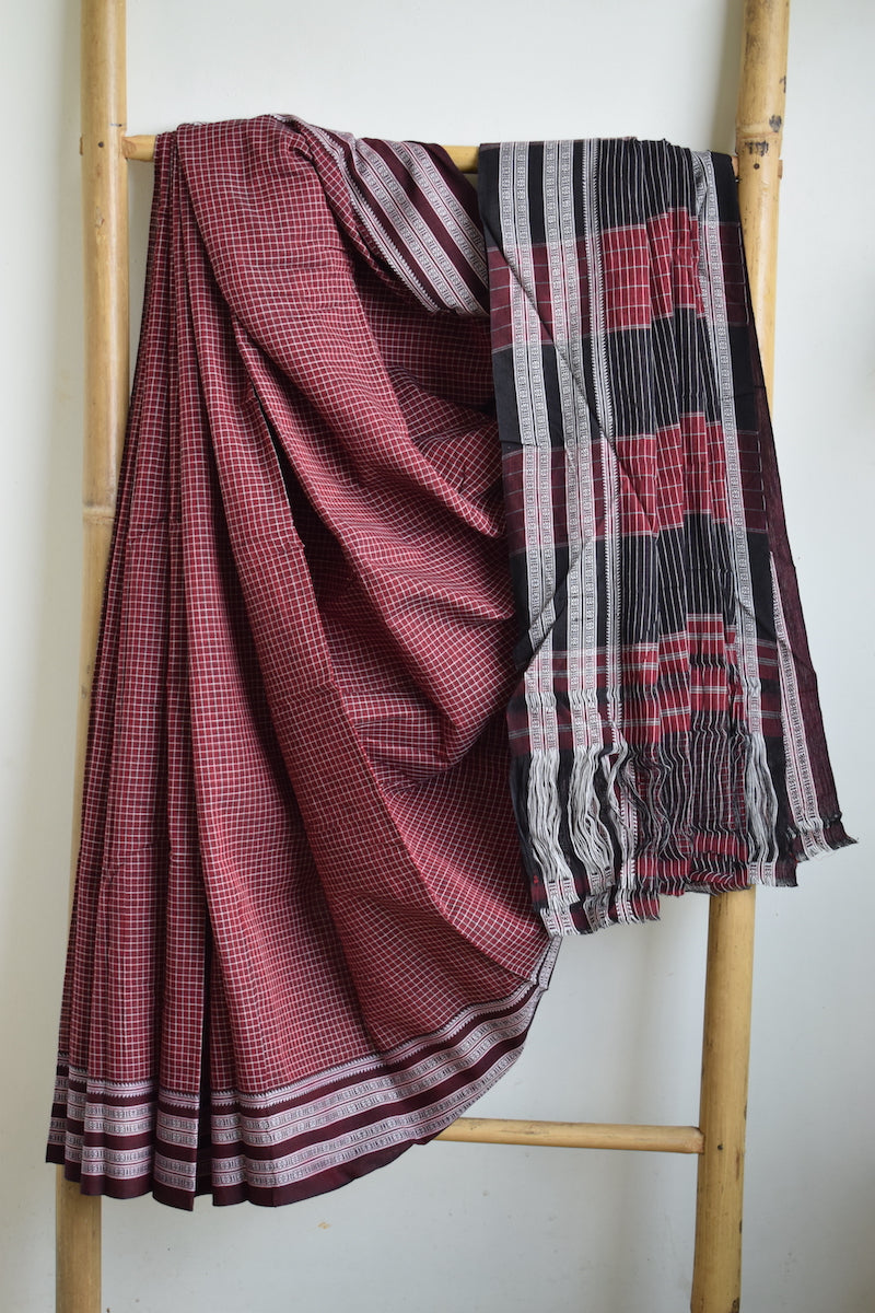 Maroon Pattada Anchu Cotton Saree with Gomedadi Border – UTPALADesigns