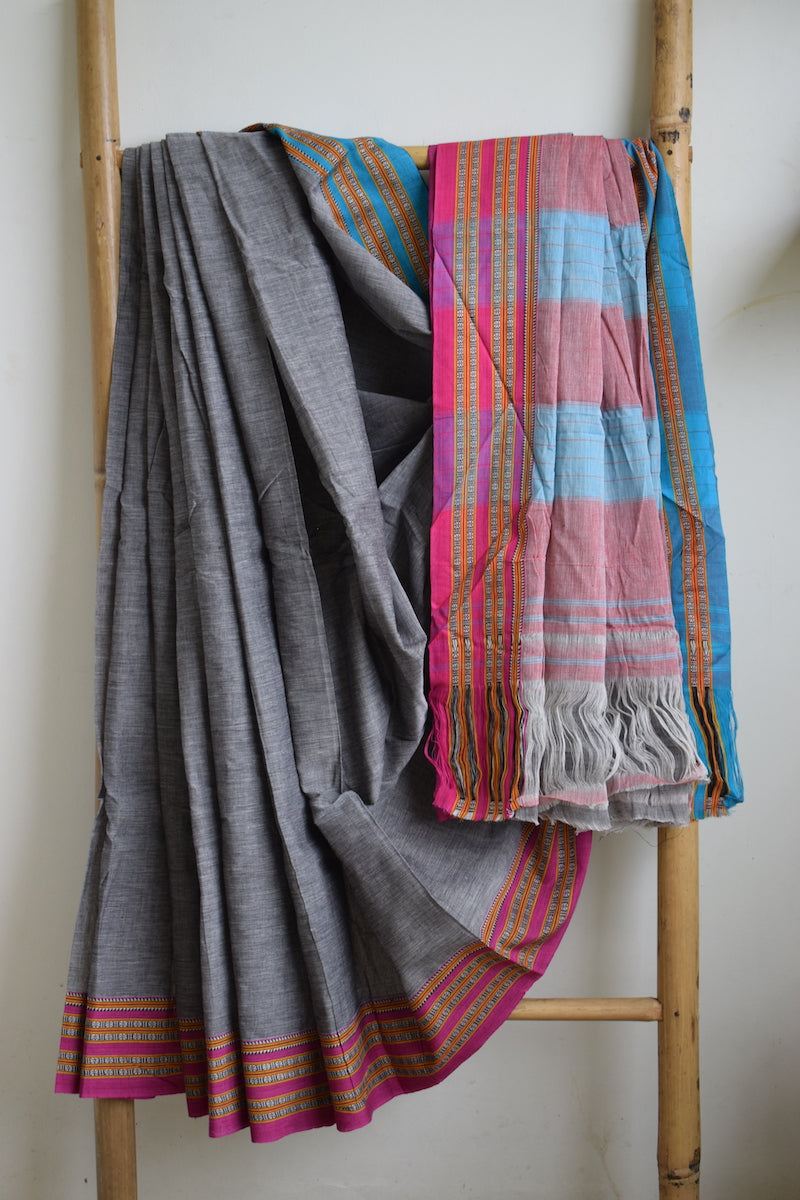 Grey Pattada Anchu Cotton Saree with Gomedadi Border – UTPALADesigns